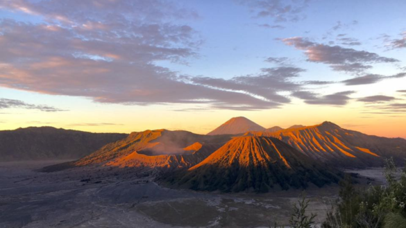 9 Incredible Experiences You Can Only Have in Indonesia | Travel ...