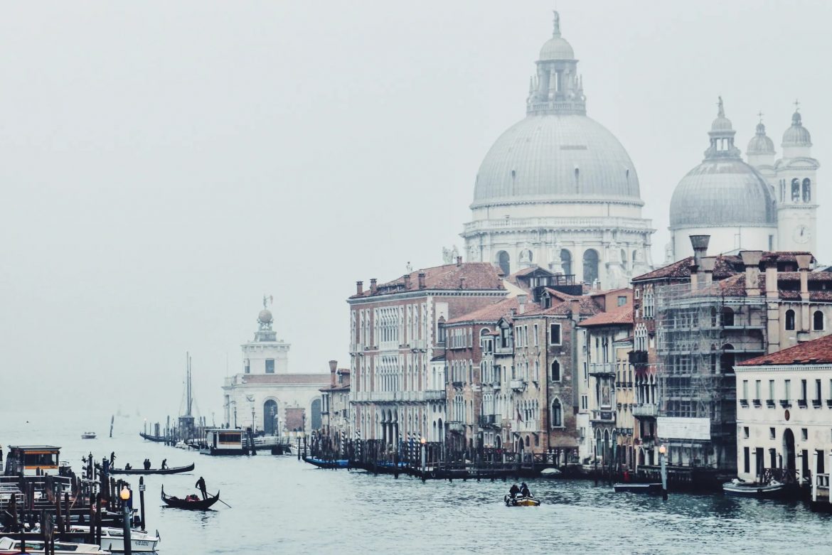 Italy in January: Where A Winter Wonderland Awaits | Travel Journal by ...