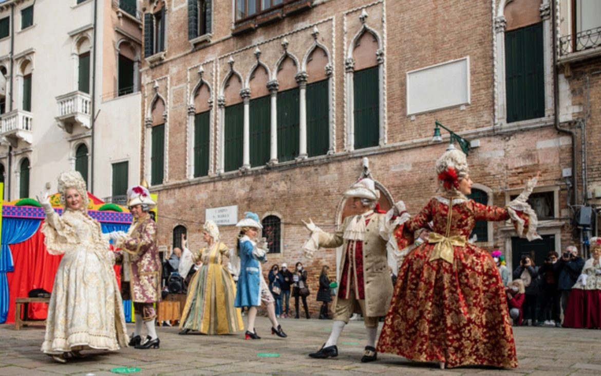 Italy in January: Where A Winter Wonderland Awaits | Travel Journal by ...