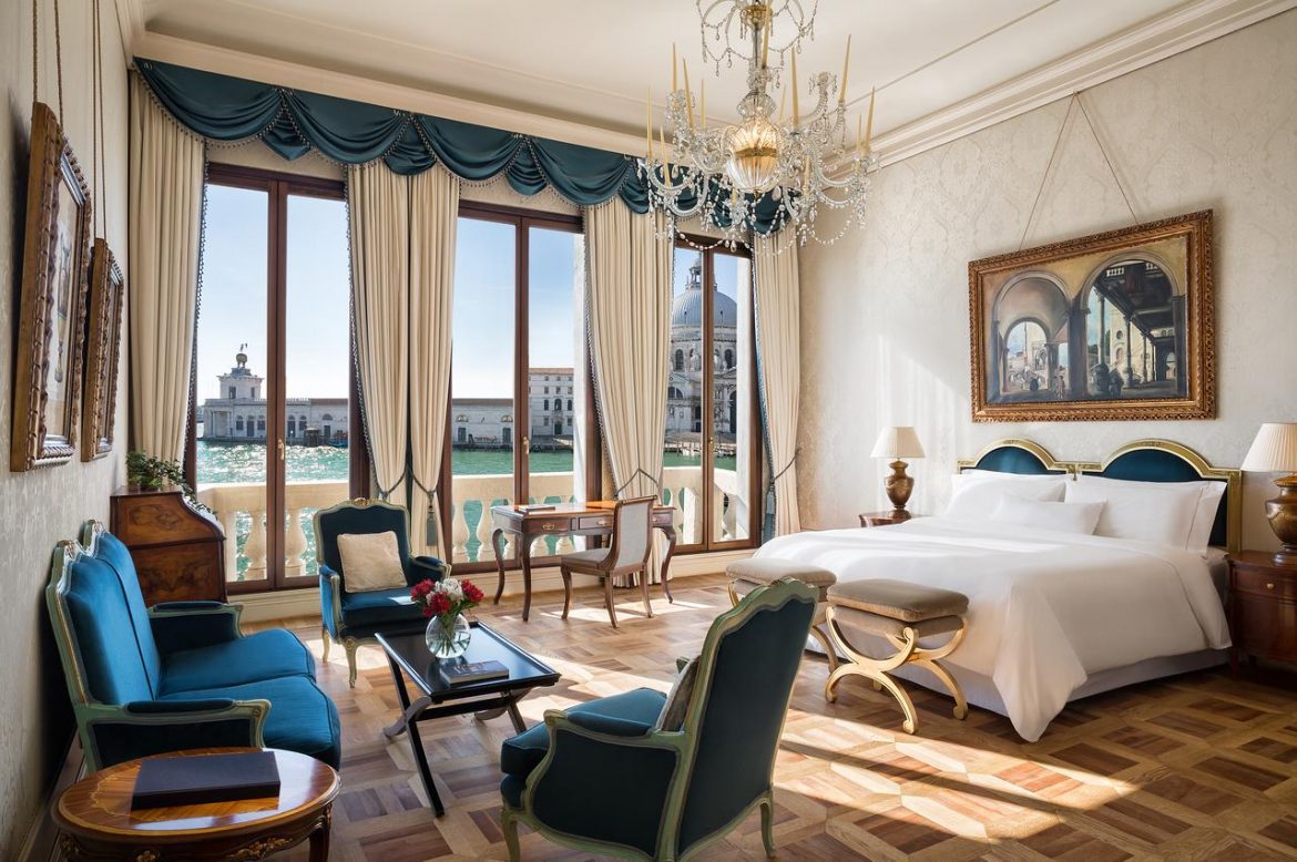 The Ultimate Italy Itinerary: Adventure Through The Country | Travel ...