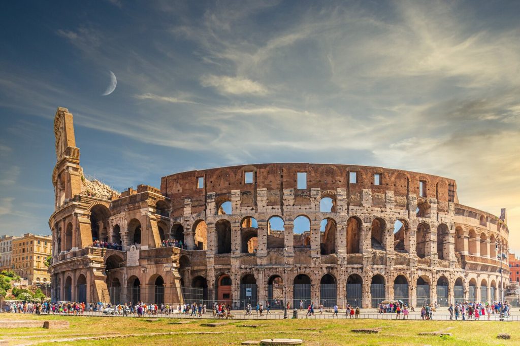 The Ultimate Italy Itinerary: Adventure Through The Country | Travel ...