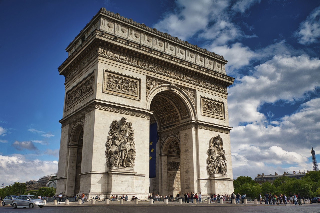 France Paris Tourist Attractions: High-End Things to Do in Paris France ...