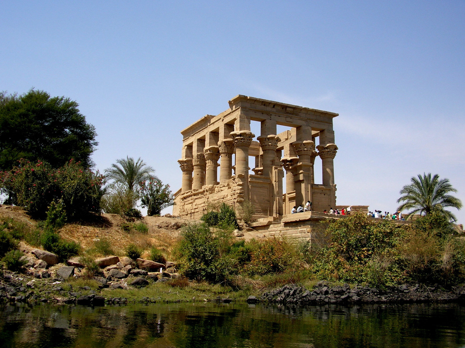Venture Out on a Guided Tour Through The Amazing Egyptian Temples