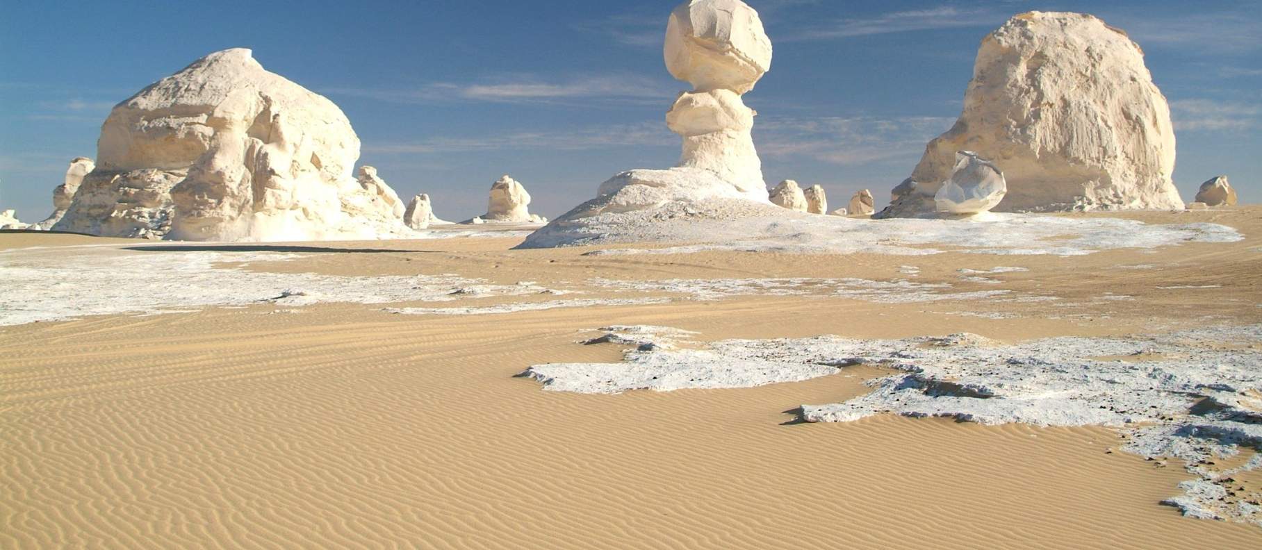 Explore Historic Wonders on This Custom Egypt Desert Tour!