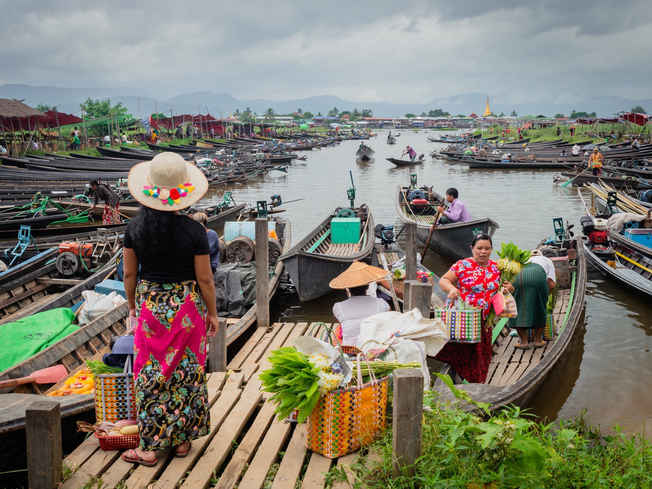 Head to Myanmar and See the Famous Inle Lake for Yourself! | Designer ...