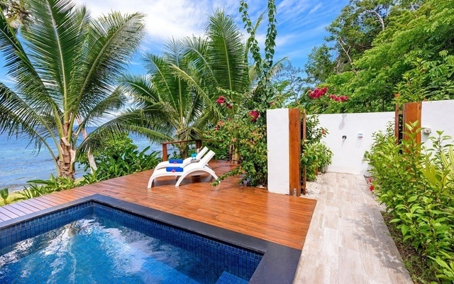 Stay at the Top Fiji Luxury Resorts on this Islands Getaway | Designer ...